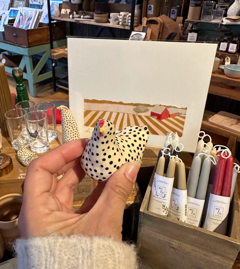 Victory Pottery Ceramic Spotted Chicken Figurine – Common Deer