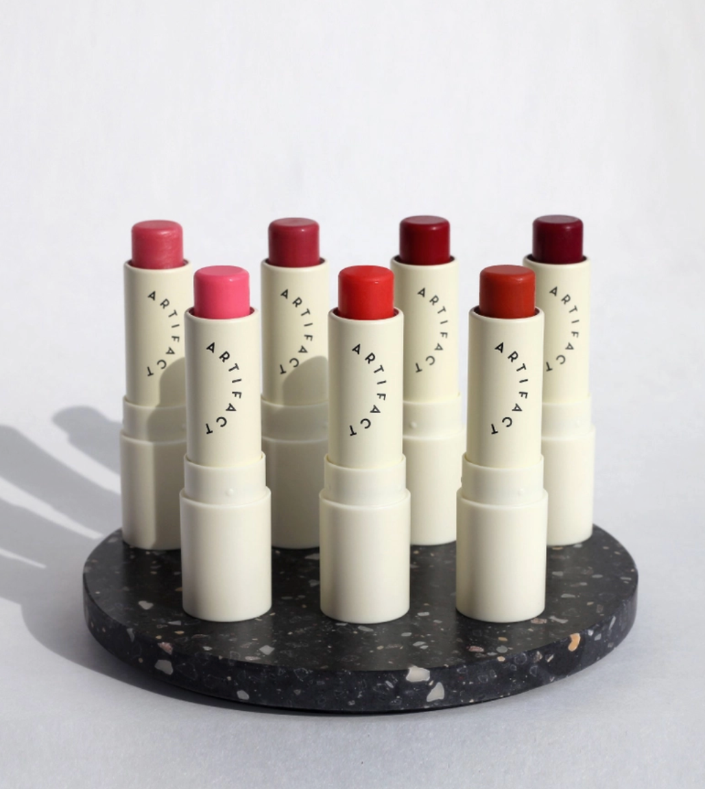 Soft Sail Blurring Tinted Lip Balm – Common Deer